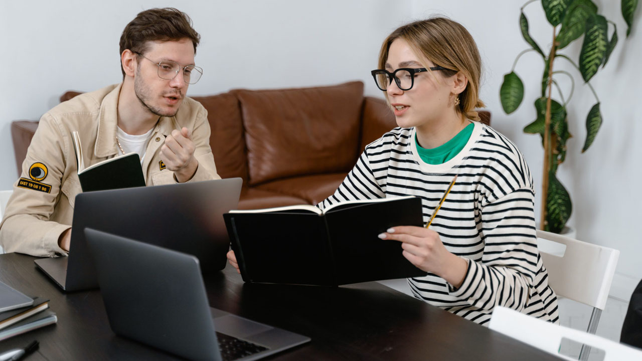 How to create 'Tasks' on Rooster - Rooster